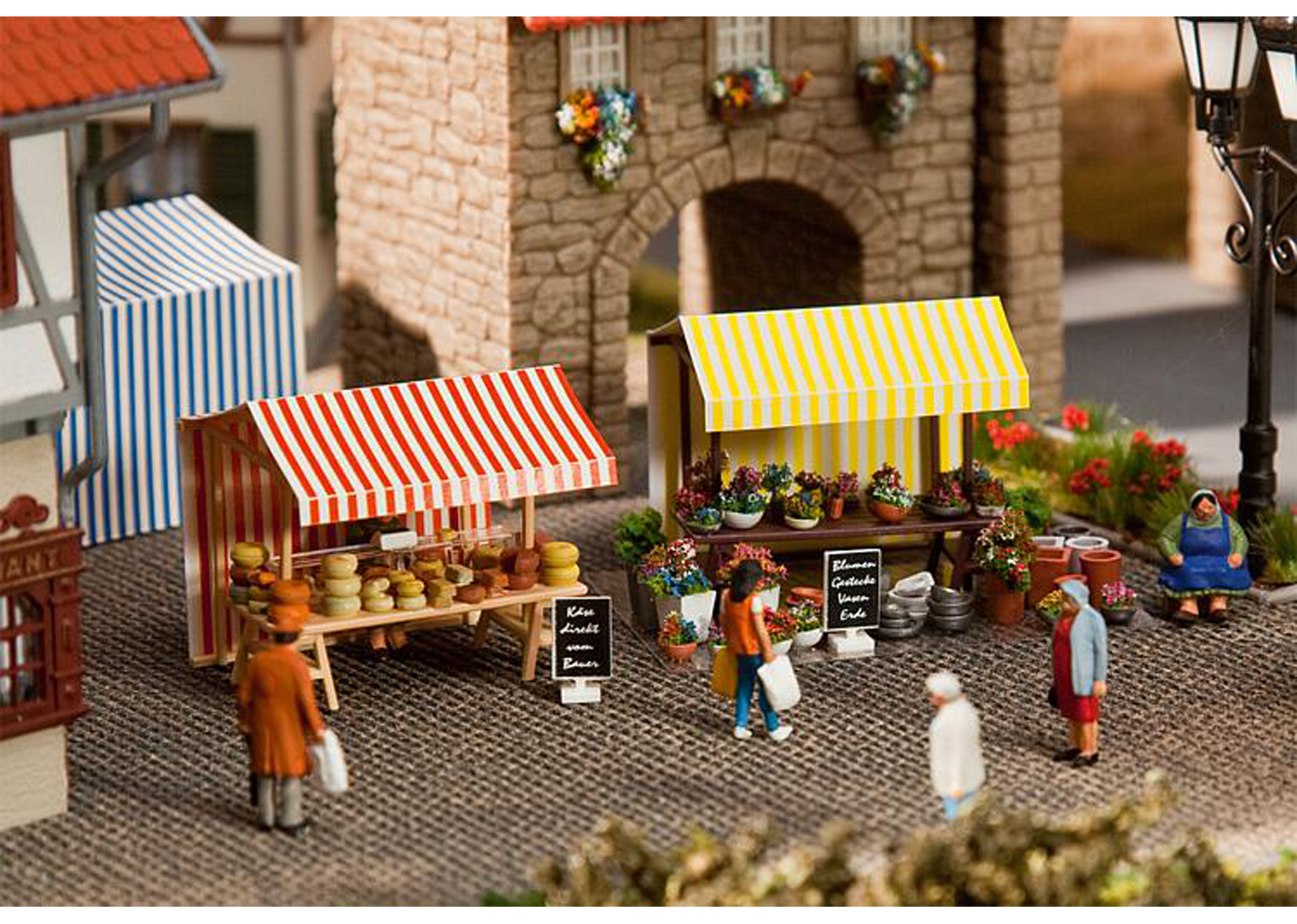 Faller 180614 Blumen- und Käsestand