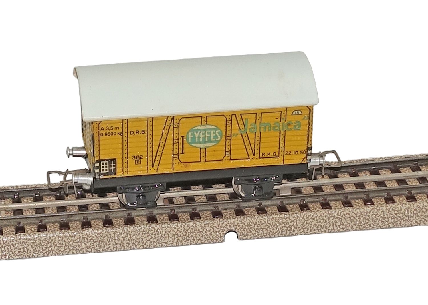 Märklin 382 Bananenwagen gelb